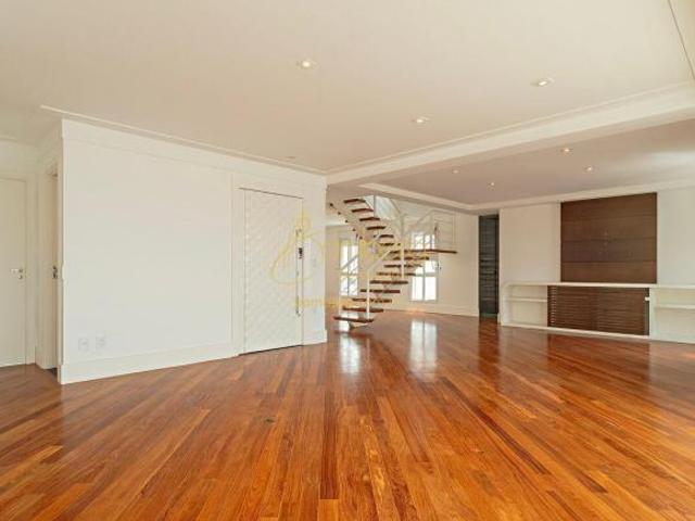 Cobertura Reformada com 4 suites, 4 vagas, Skyview Privilegiado, Área Gourmet