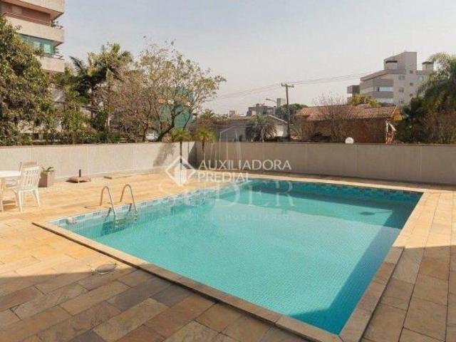 Cobertura reformada 216m² no Boa Vista com 3 suítes terraço e piscina
