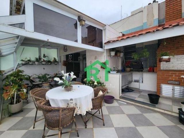 Cobertura, Reformada, 2 Dormitórios 2 Suítes, Área de Lazer, 1 Vaga de Garagem, Pitangueiras, Guar