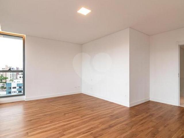 Cobertura Residencial Champagnat