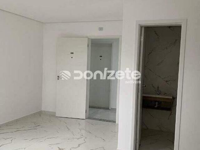 Cobertura Residencial de 104 m² com 2 Dormitórios, 1 Suíte e 2 Vagas em Santo André Santa Maria