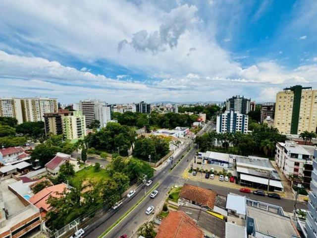 Cobertura totalmente na horizontal de 234 metros quadrados com hidr