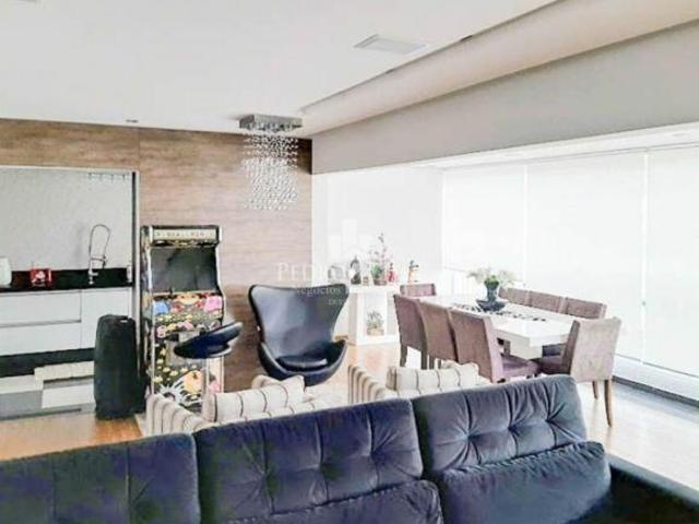Cobertura Tatuapé 370m² com 3 suítes, 3 vagas e 4 banheiros no Tatuapé