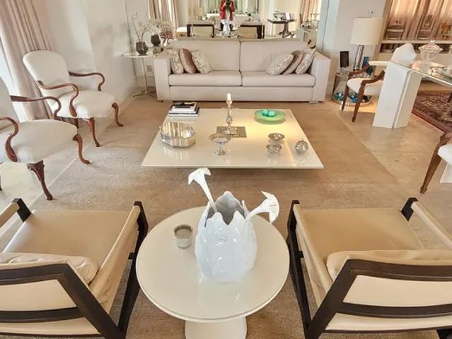Cobertura triplex 565m²au, 4 dorm, 4 suítes, 9 vagas, c/varanda gourmet. Em Vila Nova Conceição