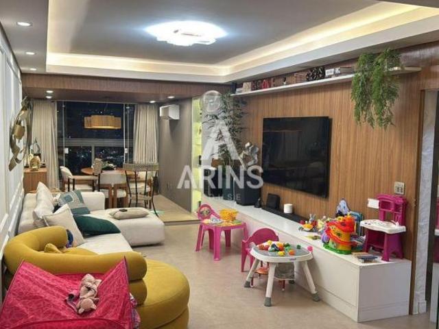 Cobertura Triplex 303m² | Piscina, Churrasqueira e 3 Vagas | Gonzaga