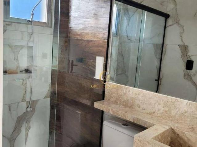 Cobertura Triplex à venda, na praia de Martim de Sá 220 m²