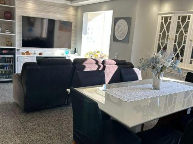 Cobertura Triplex à Venda no Condomínio Capital em Vila Clementino em São Paulo SP