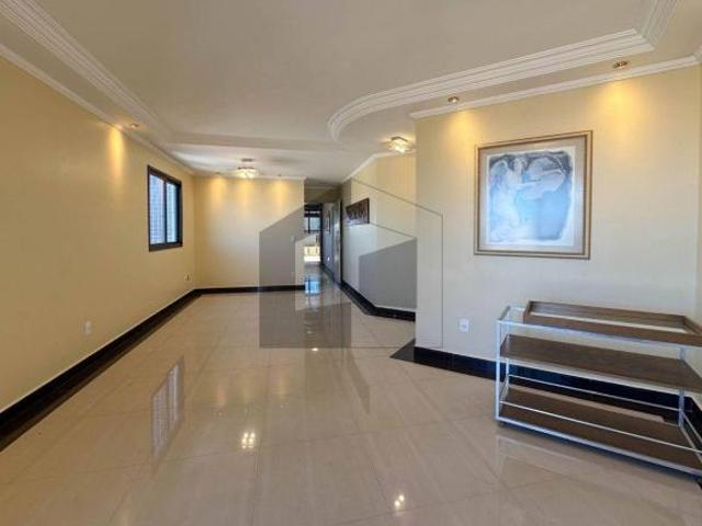 Cobertura triplex à venda no Ed. Maison La Rochelle | 3 Suítes | Piscina privativa | Suíte Master co