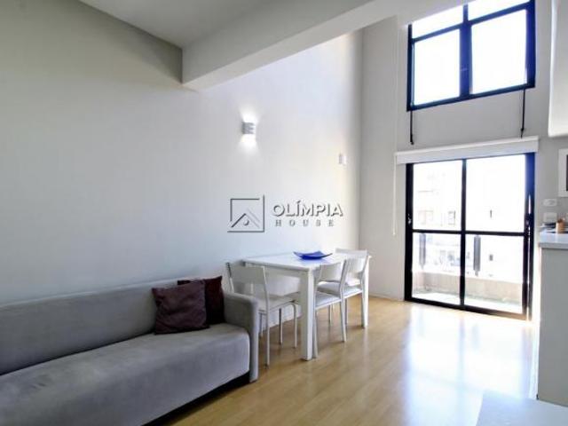 Cobertura triplex à venda com 90m², Moema SP