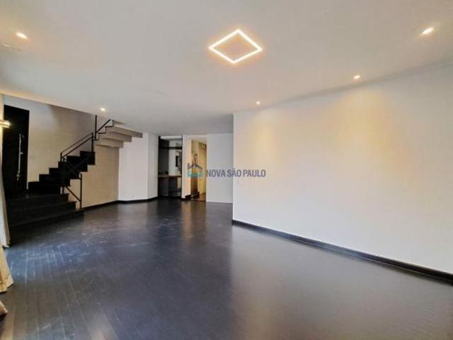 Cobertura Triplex à venda com 1quarto na Vila Nova Conceição