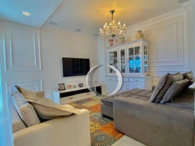 Cobertura triplex com 3 suítes, lazer privativo com piscina e espaço gourmet, vista para o mar