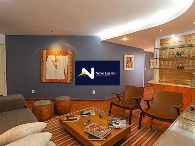 Cobertura Triplex com 300m², 3 quartos, 2 vagas com lazer no Santo Antônio