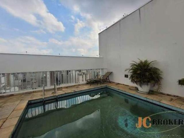 Cobertura triplex com 350 m² de área útil, 2 suítes, 4 vagas