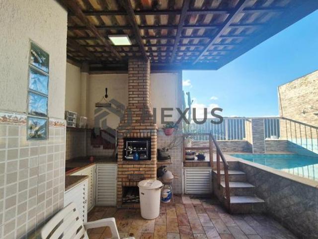 Cobertura Triplex com varanda vista mar e lazer a 1 quadra da praia na região da