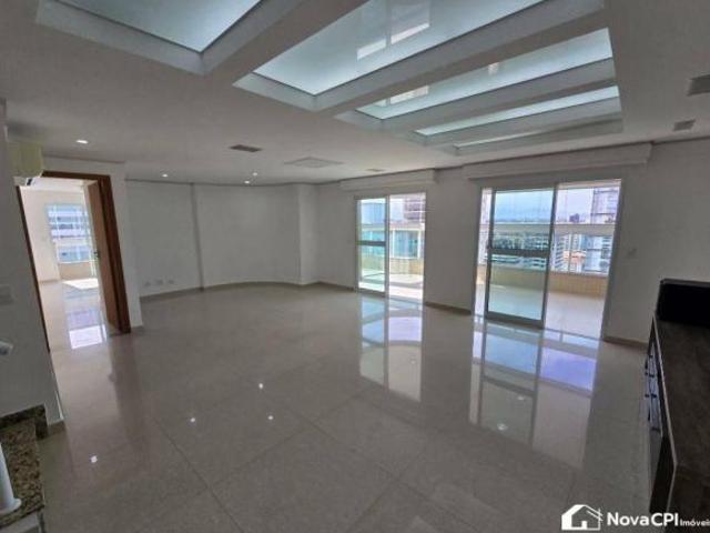 Cobertura Triplex com Vista Mar à Venda na Praia Grande – 5 Dorms, Piscina e Lazer Completo
