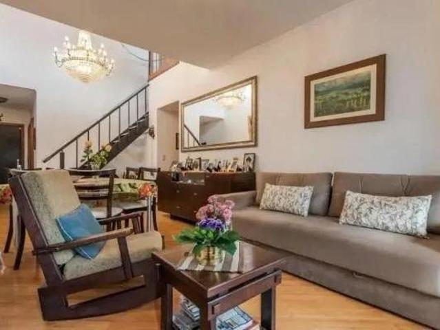 Cobertura triplex de 3 dormitórios Petrópolis