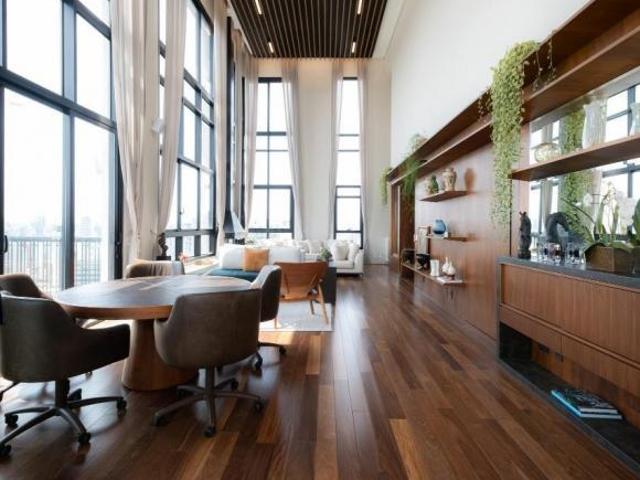 Cobertura Triplex de Luxo na Vila Olímpia, São Paulo SP: 4 quartos, 4 suítes, 5 banheiros, 8 vagas d