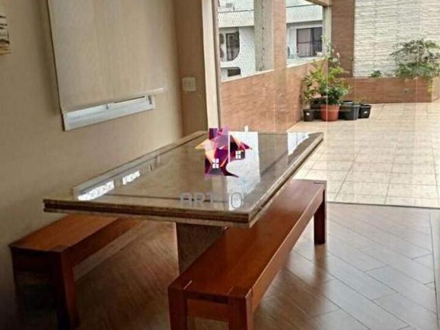 Cobertura Triplex moderna à venda com 290m² com 3 quartos, sendo 3 suíte e cozinha planejada e 4 vag