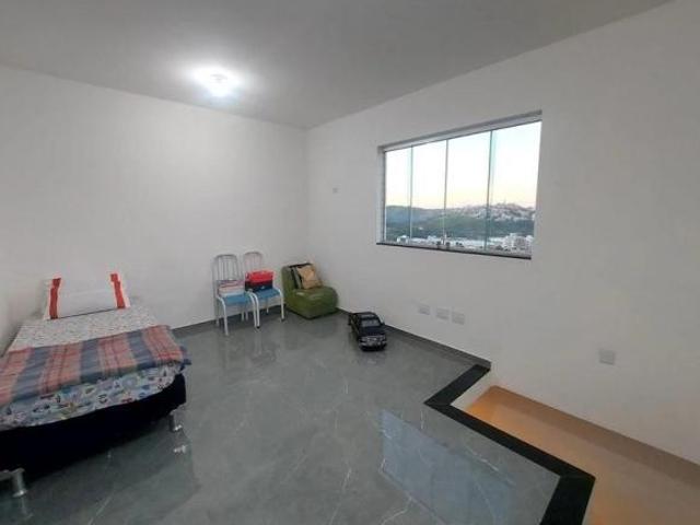 COBERTURA TRIPLEX NO BAIRRO