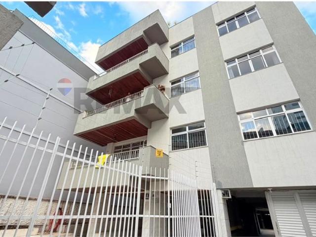 Cobertura triplex no bairro Cascatinha