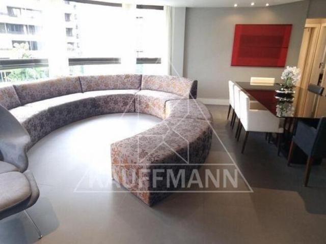 Cobertura Triplex para venda ou locação, 4 quartos 2 suítes, 4 vagas, Real Parque 310m² A.U