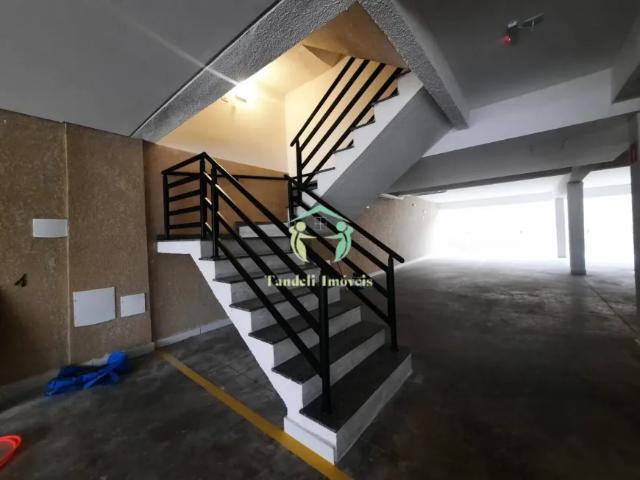 Cobertura à venda com 106m², 2 quartos e 1 vaga Vila Vitória