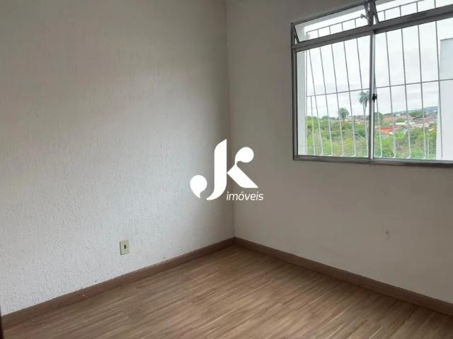 Cobertura à venda com 3 quartos no bairro São Geraldo Sete Lagoas/MG