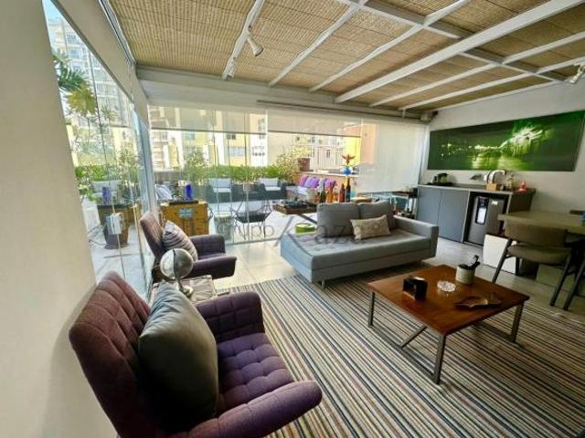 Cobertura Vila Nova Conceição 2 Suítes 220m²