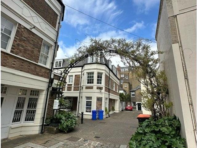 Cobham Court, London SW1X, 3 bed flat to rent, £7,000 pcm | PrimeLocation