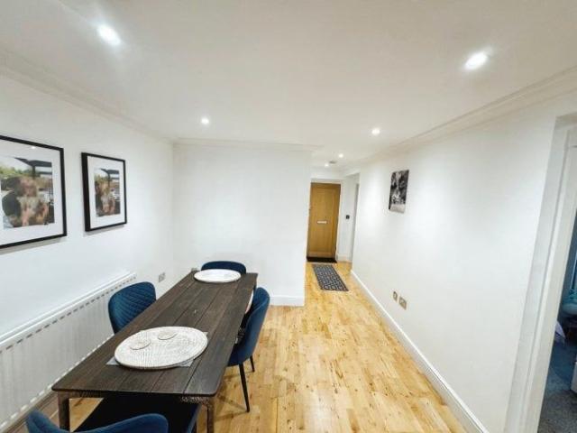 Cobham KT11