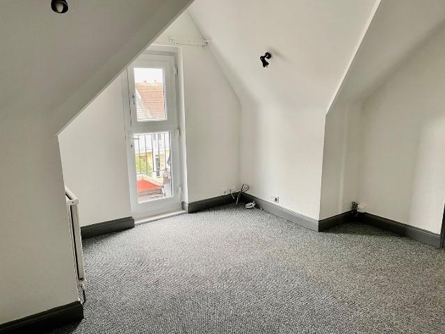Cobham Road, Westcliff On Sea SS0, 2 bed flat to rent, £1,200 pcm | PrimeLocation