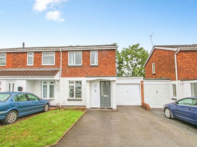 Cobia, Dosthill, Tamworth B77, 2 bed semi detached house to rent, £1,100 pcm | PrimeLocation