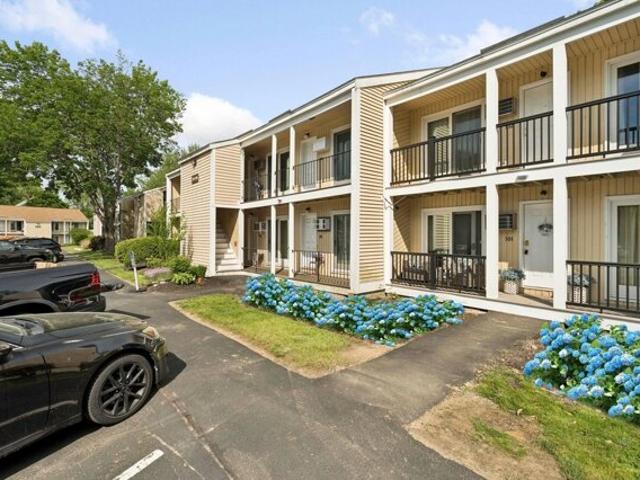 Cocheco Ct, Dover, Condo For Sale
