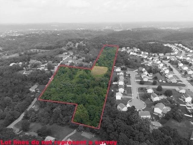 Cochran Dr, Monaca, PA 15061