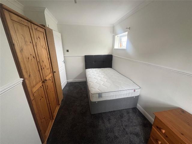Cock Road, Kindgswood, South Gloucestershire BS15, Room to rent, £600 pcm | PrimeLocation