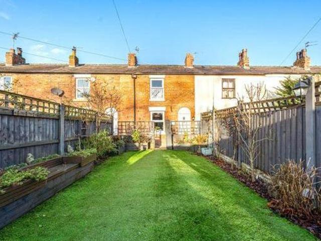Cock Robin, Highfield Road, 2 Bedroom Terraced