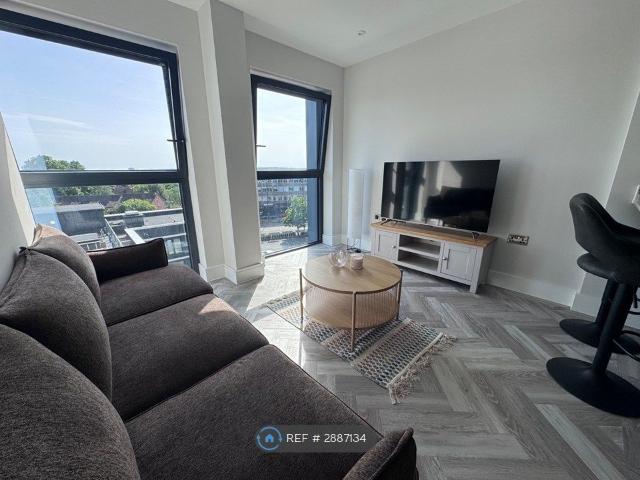 Cockfoasters Road, Enfield EN4, 1 bed flat to rent, £1,750 pcm | PrimeLocation