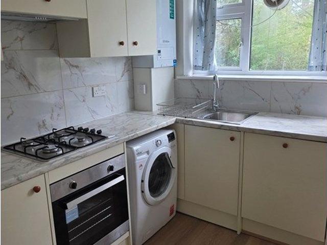 Cockfosters, Barnet EN4, 2 bed flat to rent, £2,000 pcm | PrimeLocation
