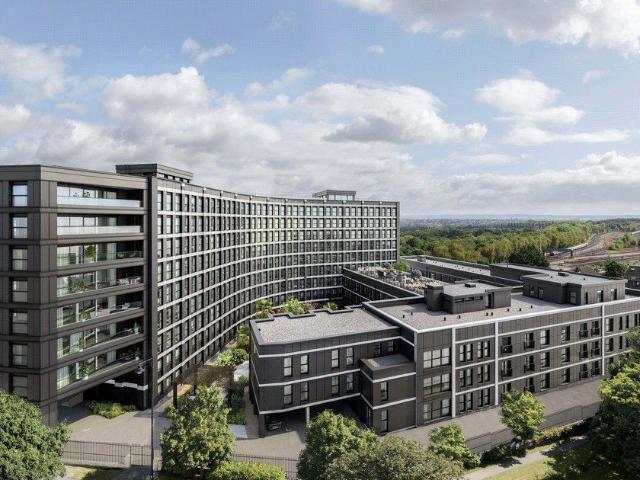 Cockfosters Road, Barnet EN4, 2 bed flat to rent, £3,500 pcm | PrimeLocation