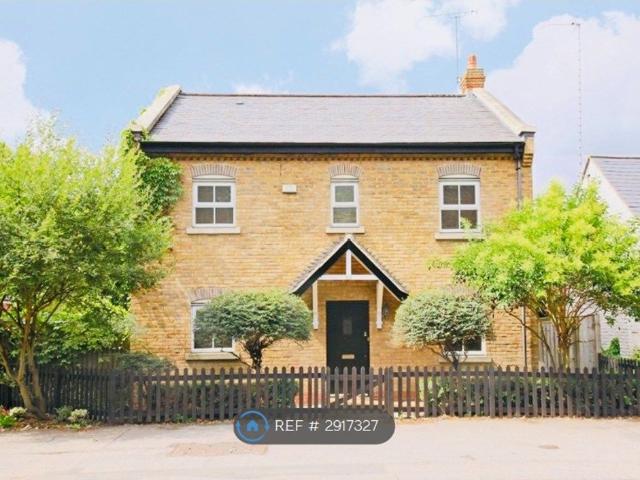 Cockfosters Road, London EN4, 4 bed detached house to rent, £2,950 pcm | PrimeLocation