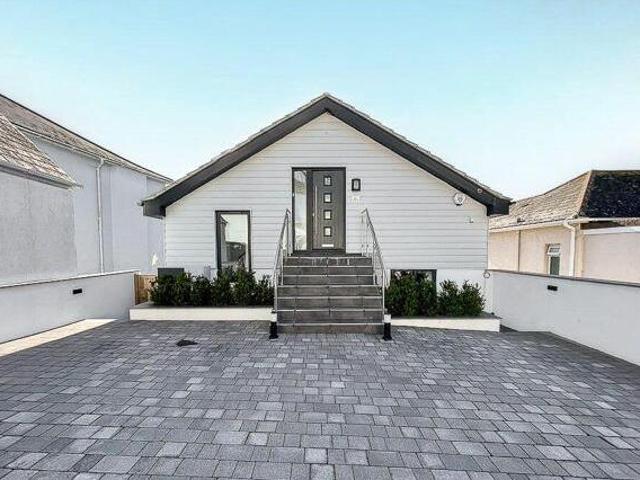 Cockington Lane, Preston, 5 Bedroom Detached