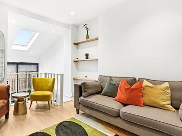 CoCo Fresh Tea & Juice, 10 Upper Tachbrook Street, London, SW1V 1SH, United Kingdom | 2 bed apartment for rent #166251300 | Rentberry