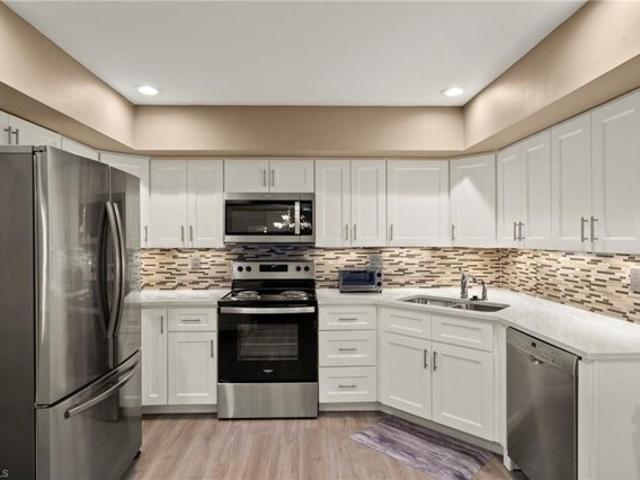 Coconut Dr, Estero, Home For Sale