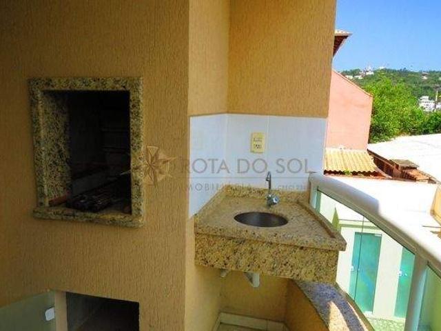 Cód 026 Apartamento para até 6 pessoas na praia de Bombas, 1 vaga de garagem e WI FI