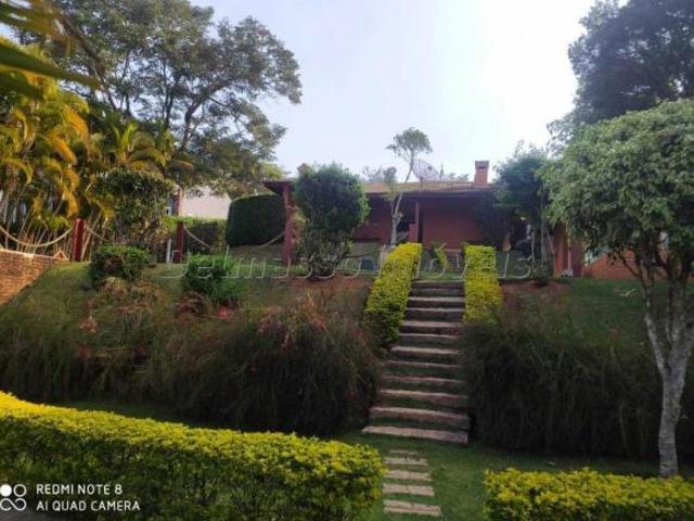 COD.5576 CASA DE CAMPO DE 2.100M² EM CONDOMÍNIO DE LUXO!