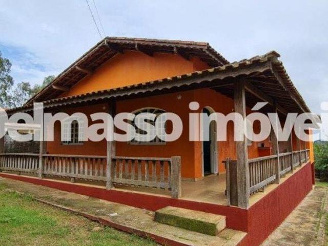 COD.6549 IBIÚNA, CHÁCARA DE 1.200 M² COM CASA DE CASEIRO PRÓX AO CENTRO!