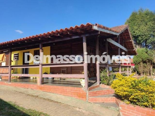 COD.6860 IBIÚNA/SÃO ROQUE CHÁCARA COM EXCELENTE LOCALIZAÇÃO!