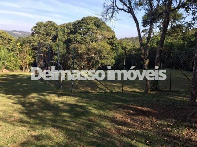 CÓD.6832 IBIÚNA, TERRENO DE 2.200 M² EM CONDOMINIO FECHADO!