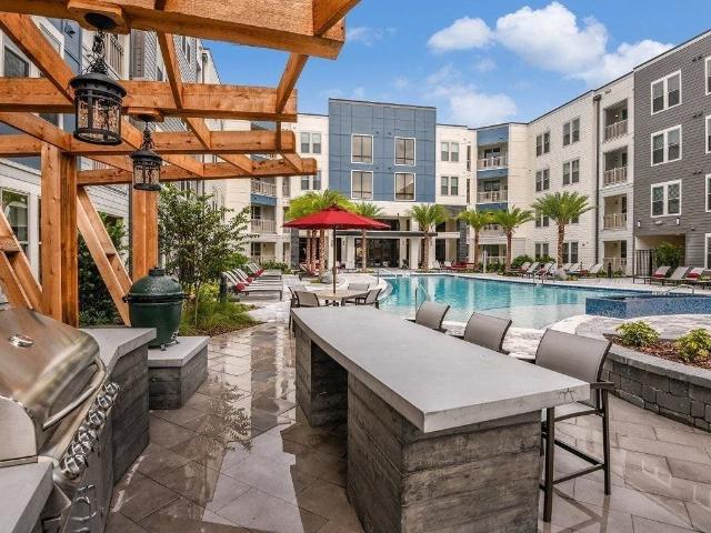 CODA Apartments 1 Bedroom Apartment for Rent at 13645 E Colonial Dr, Orlando, FL 32826
