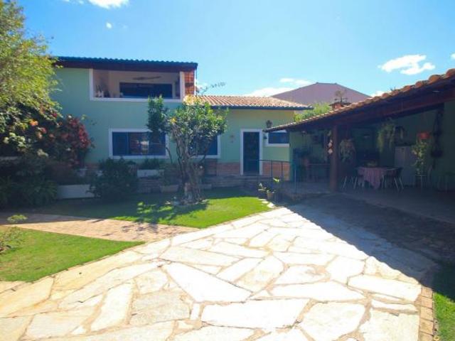 CODNDOMINIO PRIVE I QUADRA 3 CASA ESTILO COLONIAL COM 3 QUARTOS LAGO NORTE